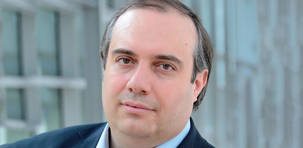 Graphene leader Andrea Ferrari honoured as MRS Fellow | Department of ...